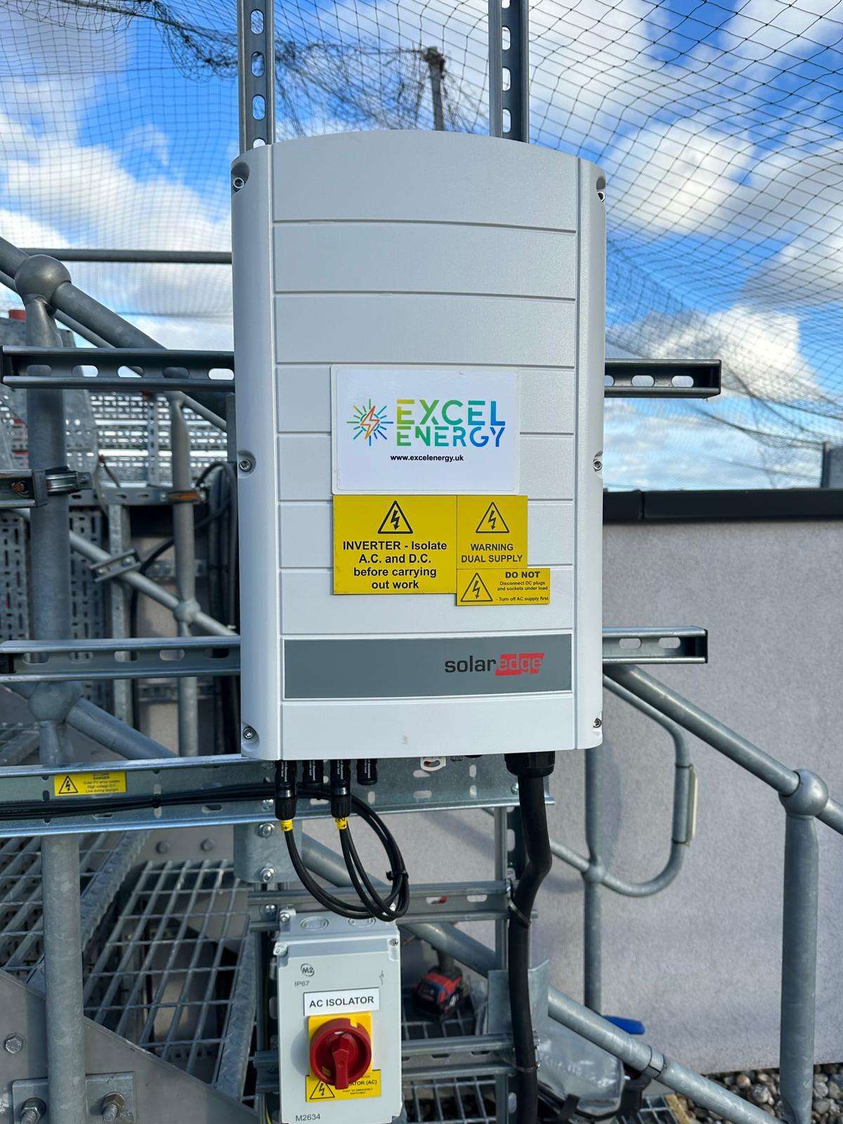 Commercial Solar Panel System Inverters Vs Optimisers