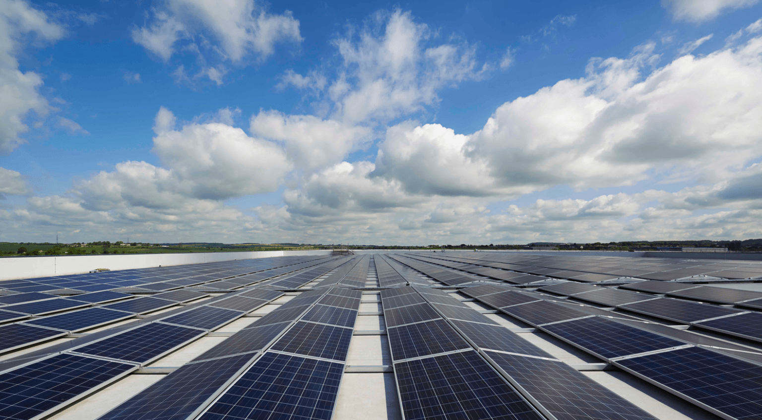A Complete Guide About Commercial Solar Panel Sizes